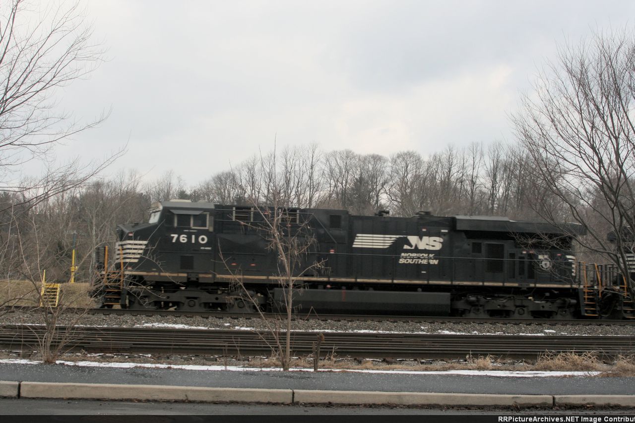 NS 7610
